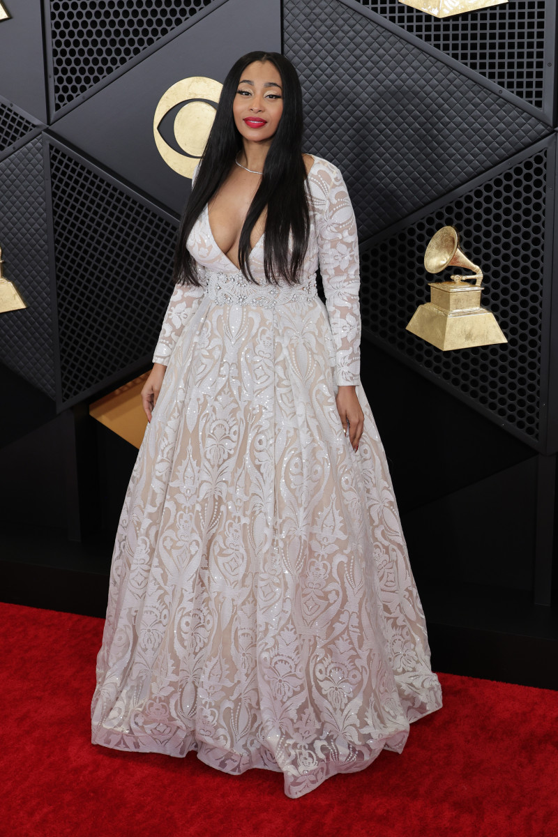 See Every Look From the 2024 Grammys Red Carpet - Fashionista