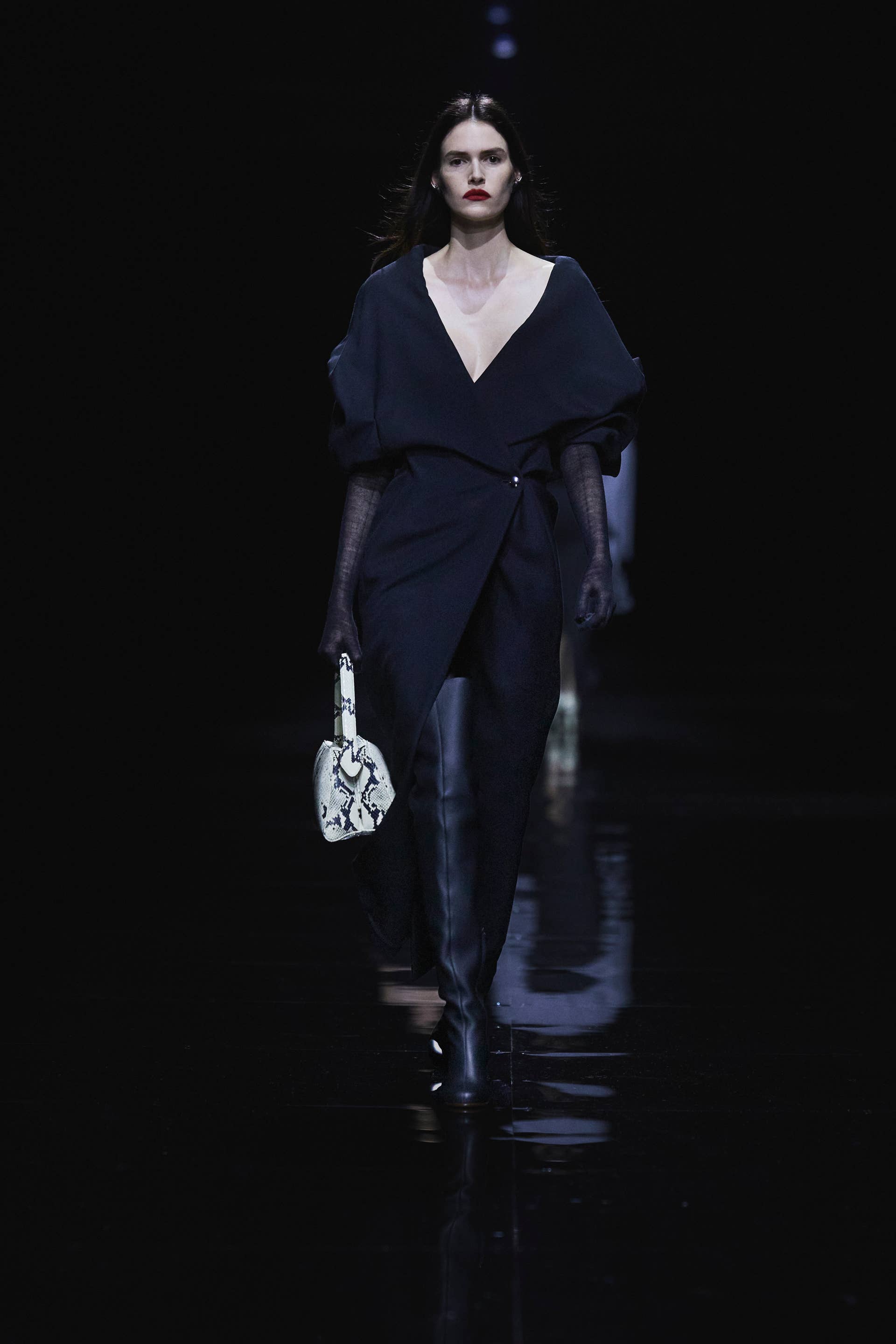 Khaite Introduces a Little More Ease — and a New 'It' Bag — for Fall ...