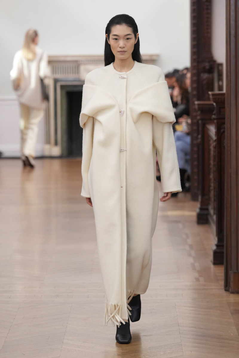 Bevza Gives the Apron Dress an Elevated Twist for Fall 2024 - Fashionista