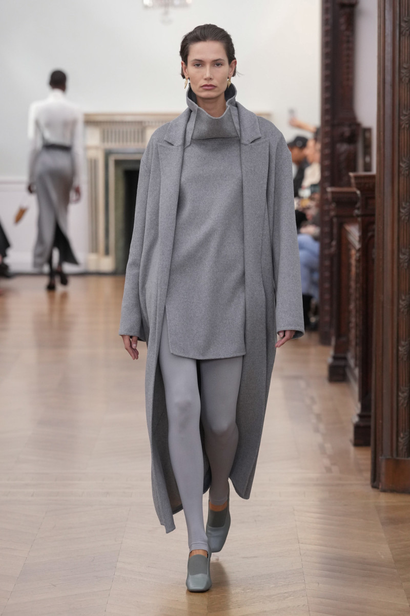 Bevza Gives the Apron Dress an Elevated Twist for Fall 2024 - Fashionista