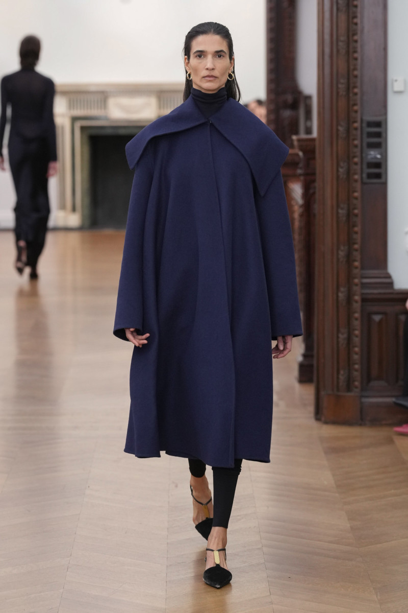 Bevza Gives the Apron Dress an Elevated Twist for Fall 2024 - Fashionista