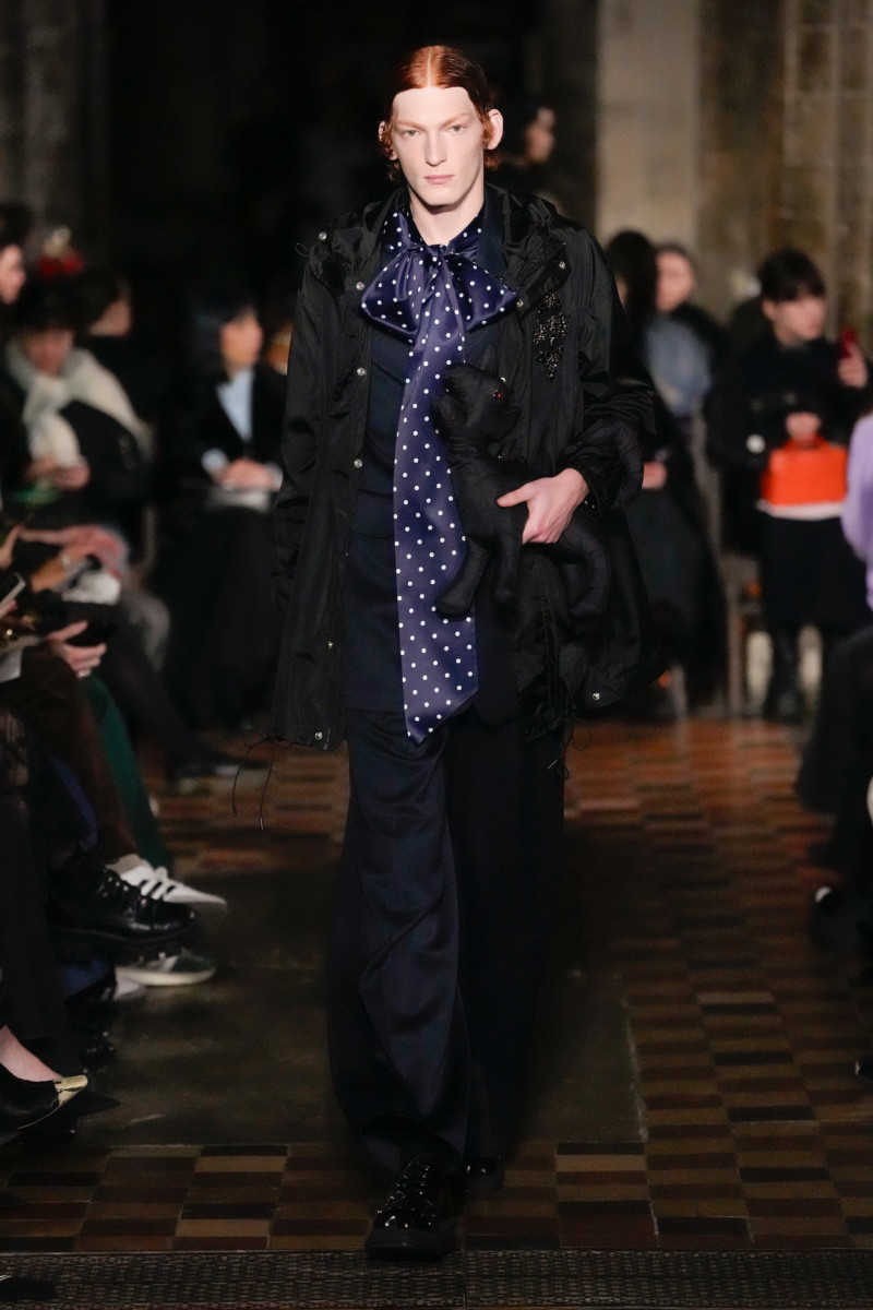 Simone Rocha Gives Her Dreamy Silhouettes a Little More Shape With ...