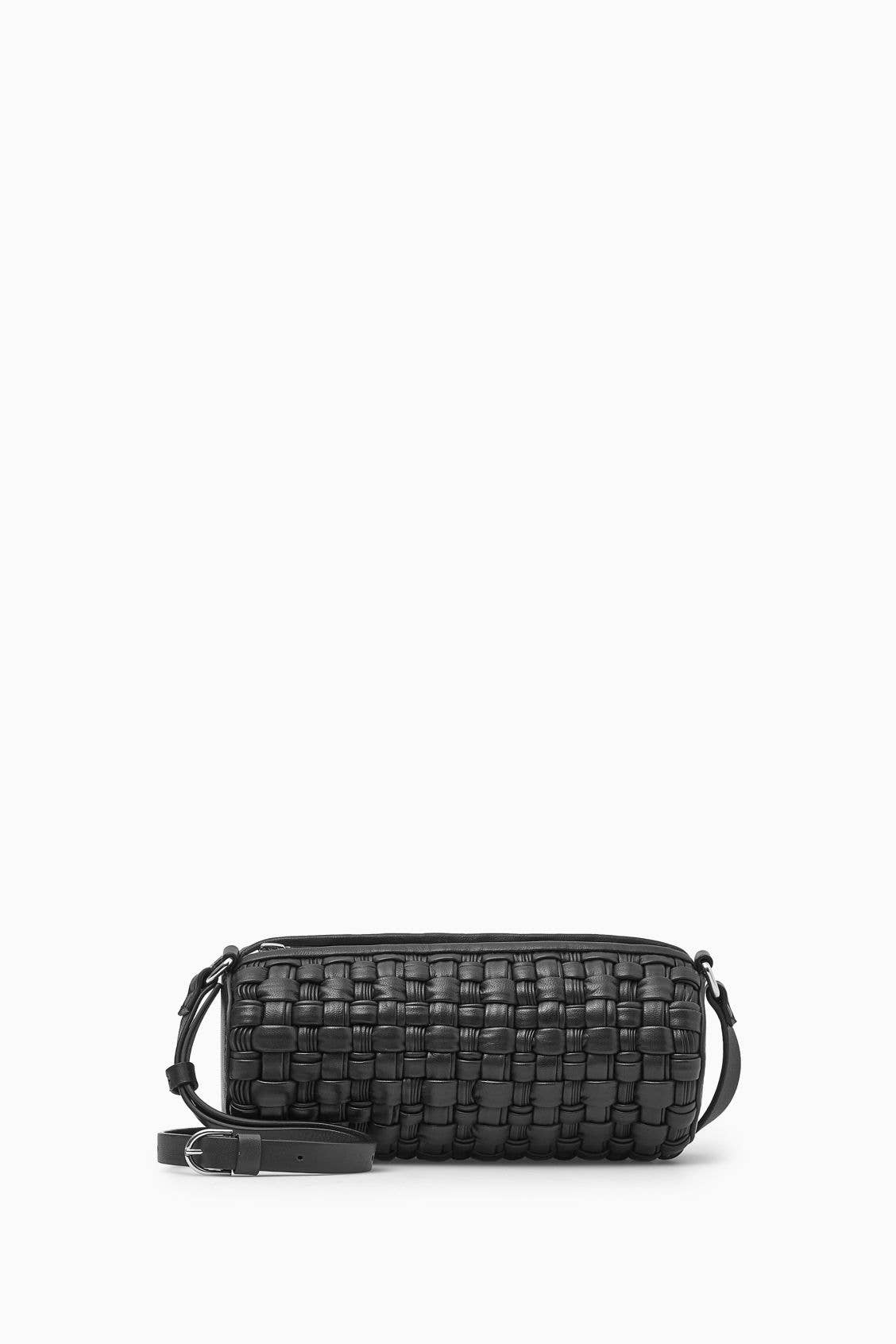 The Barrel Bag Is the Latest Vintage-Inspired Shape to Make a ...
