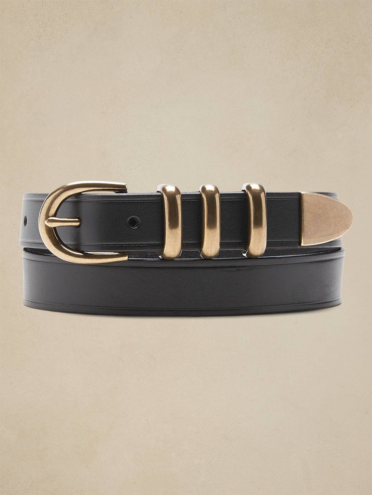 27 Minimalist Belts for Everyday Practicality - Fashionista