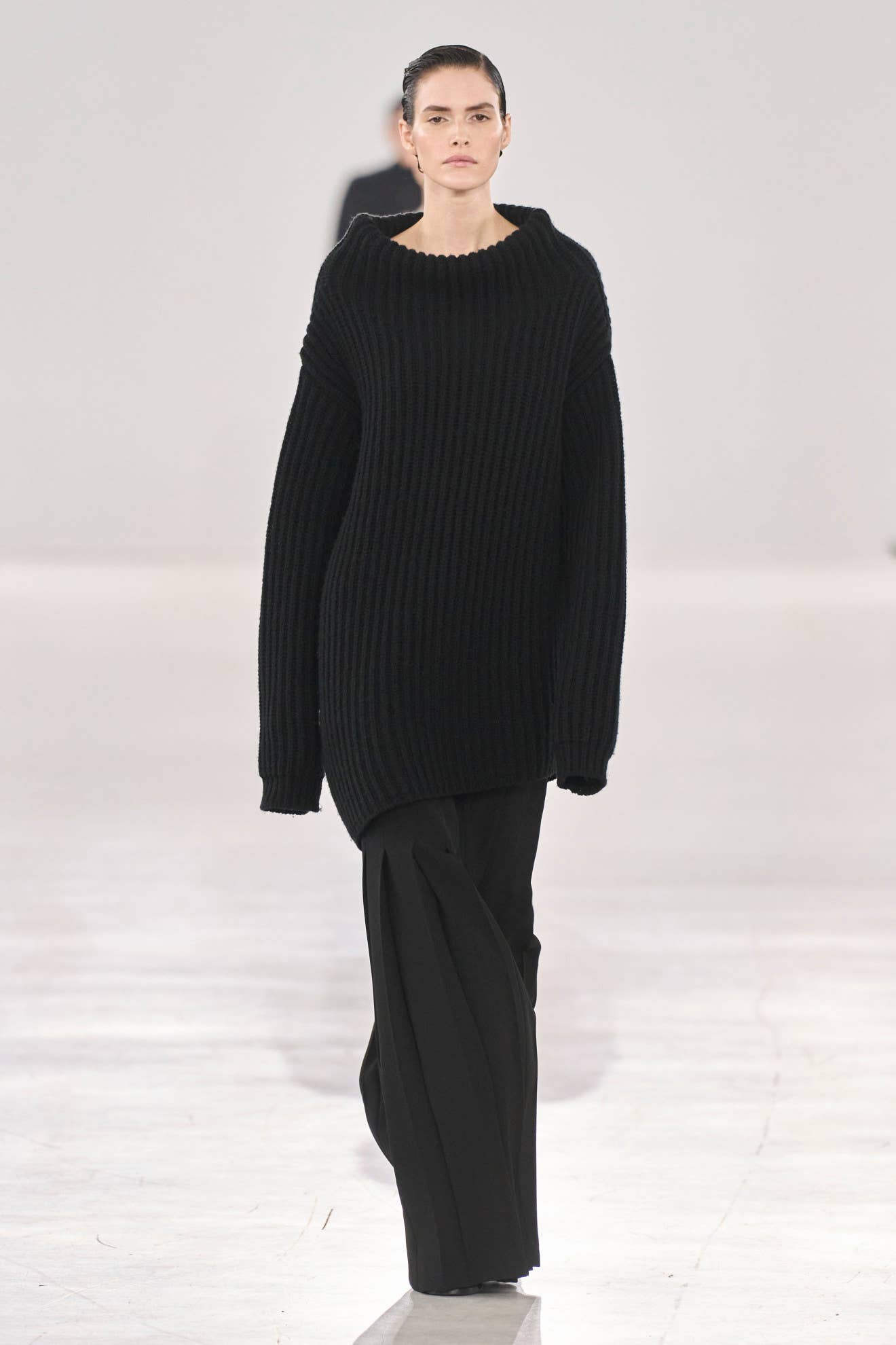 Max Mara's Fall 2024 Collection Is a Lesson in Layering Your Knits ...