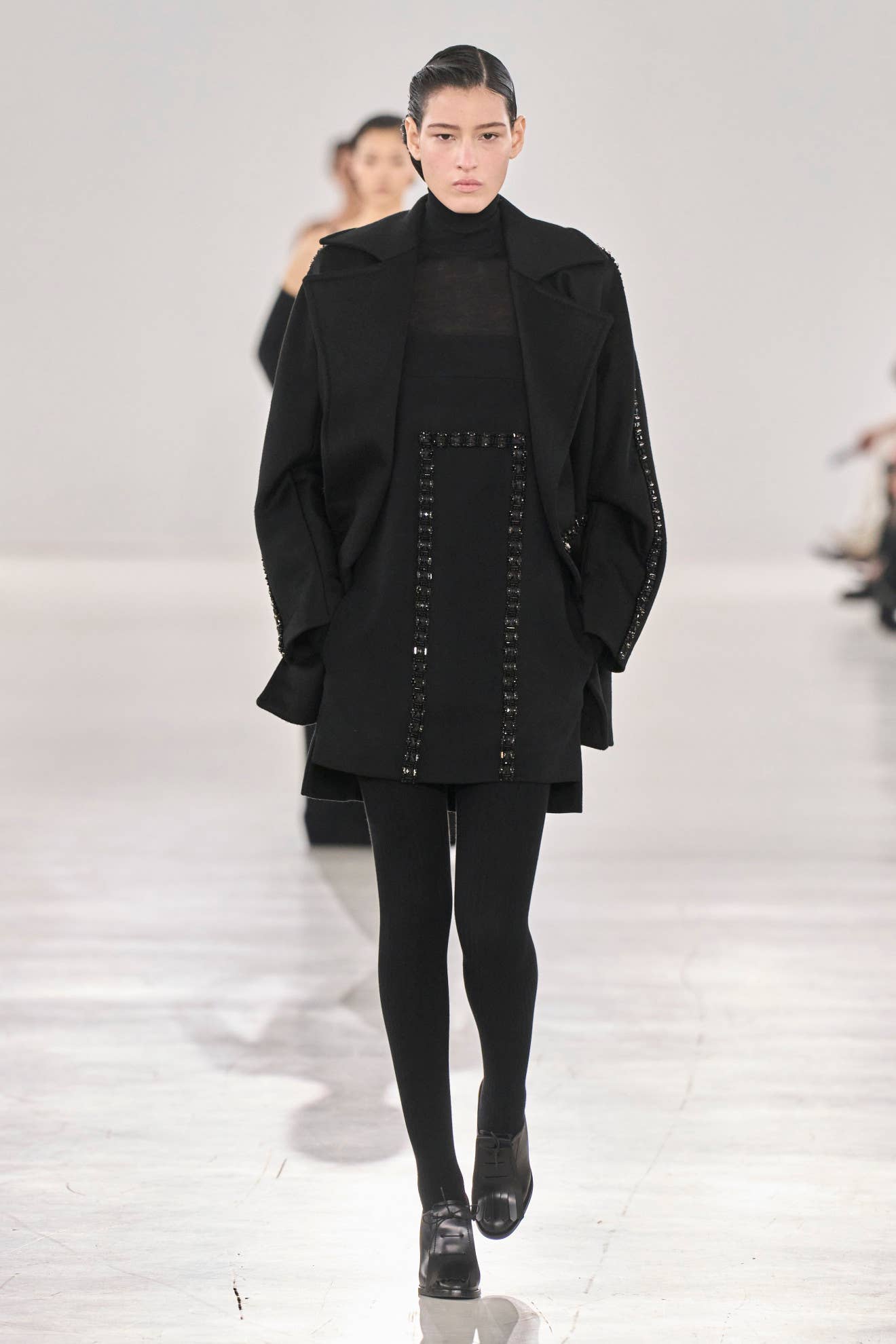 Max Mara's Fall 2024 Collection Is a Lesson in Layering Your Knits ...
