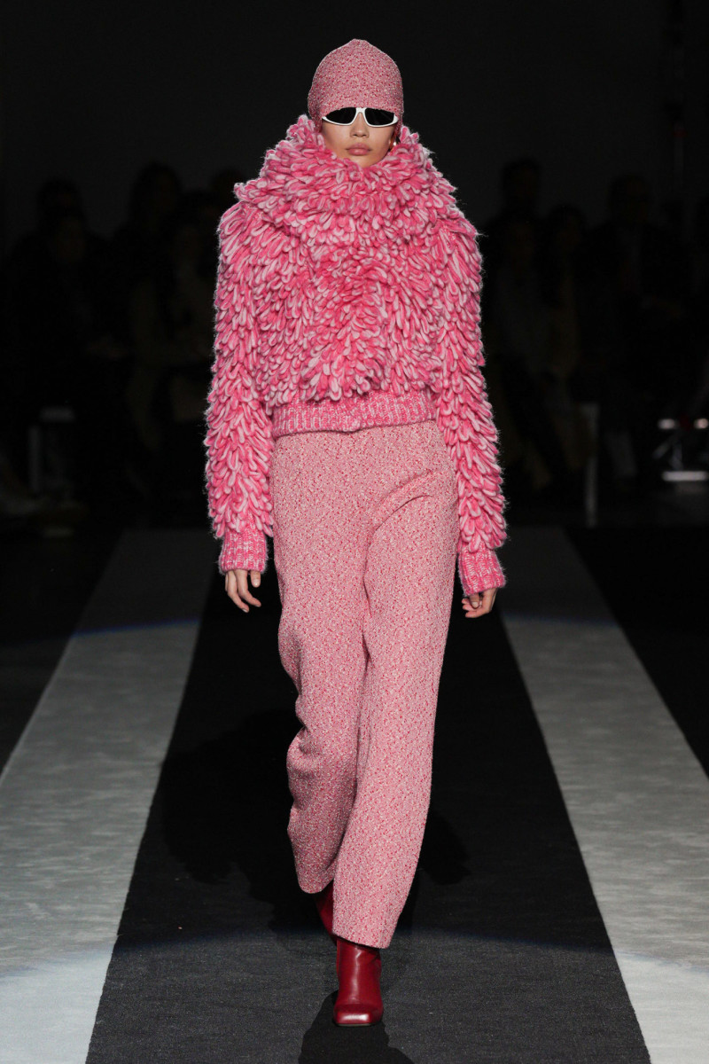 Missoni Mixes Its Signature Stripes With Oversized Knits for Fall 2024 - Fashionista