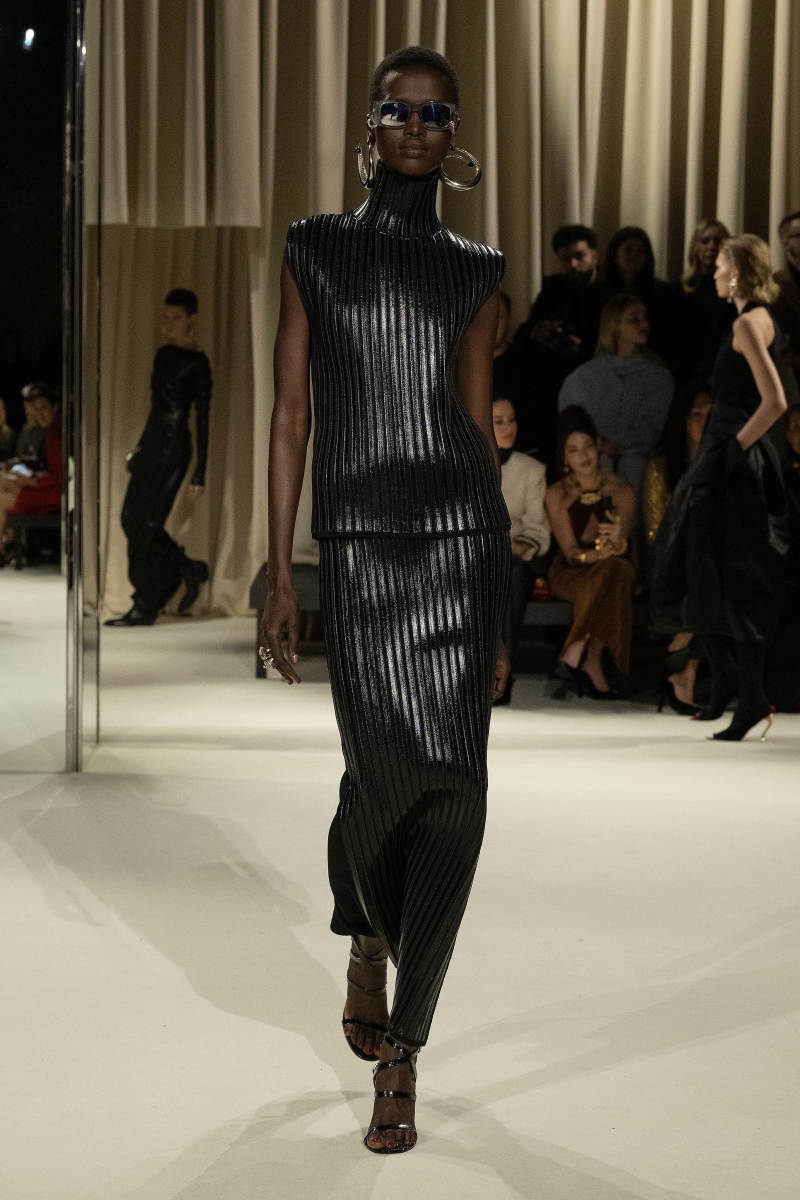 Schiaparelli Knows It's All About the Accessories - Fashionista