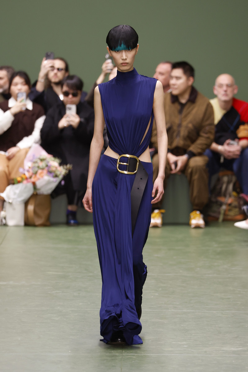 You'll Want to Zoom in on Every Look From Loewe Fall 2024 - Fashionista