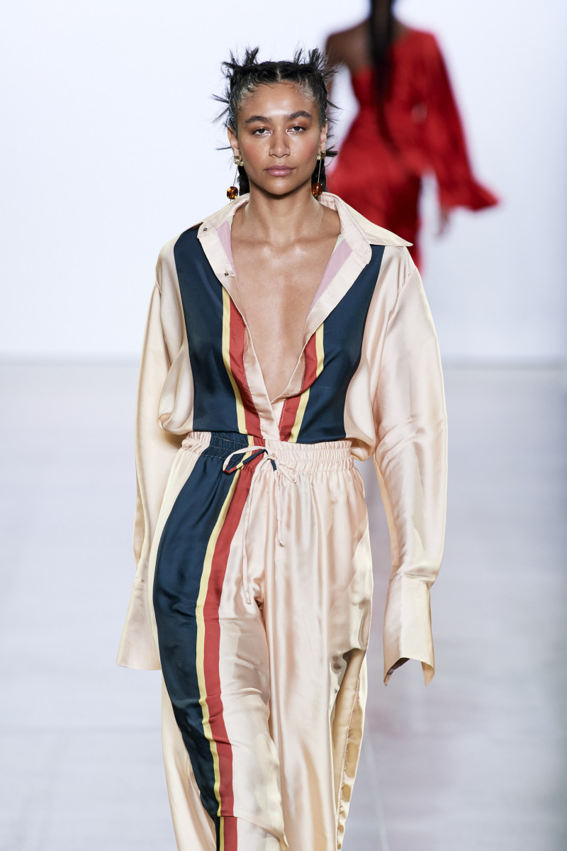 Naeemah LaFond is Bridging the Education Gap Around Black Hair With ...