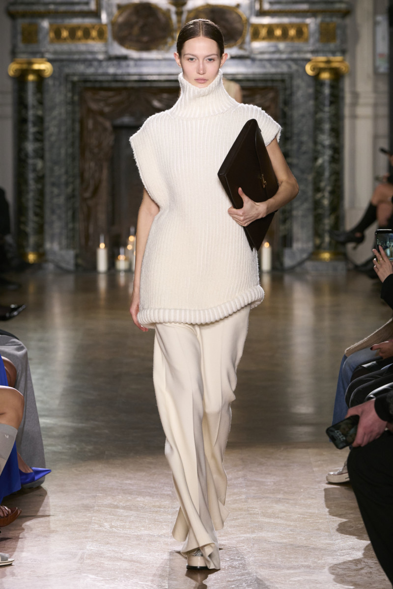 Victoria Beckham's Fall 2024 Collection is Her Most Experimental Yet ...