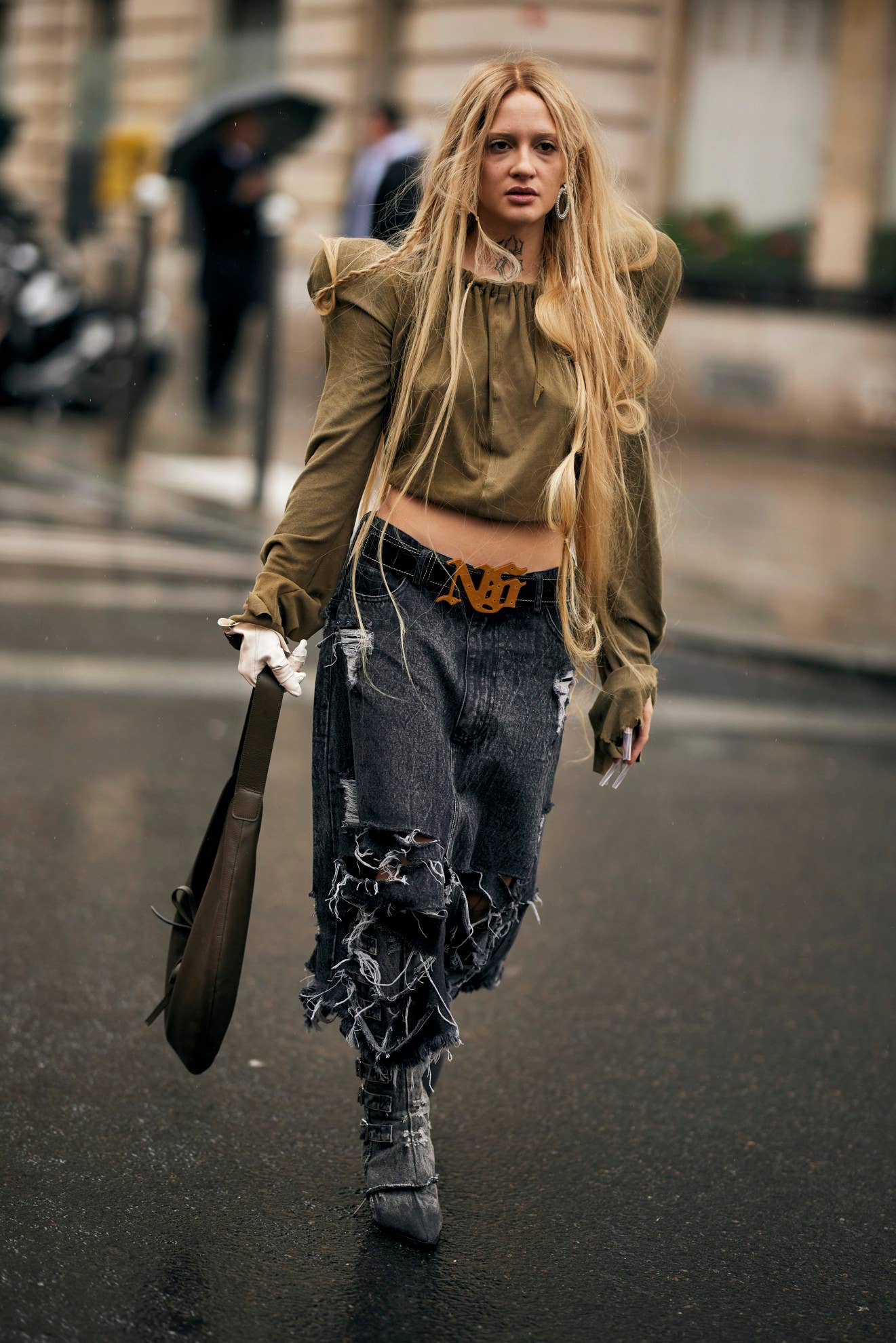 Showgoers Showed off Their Best Belts on Day 5 of Paris Fashion Week ...