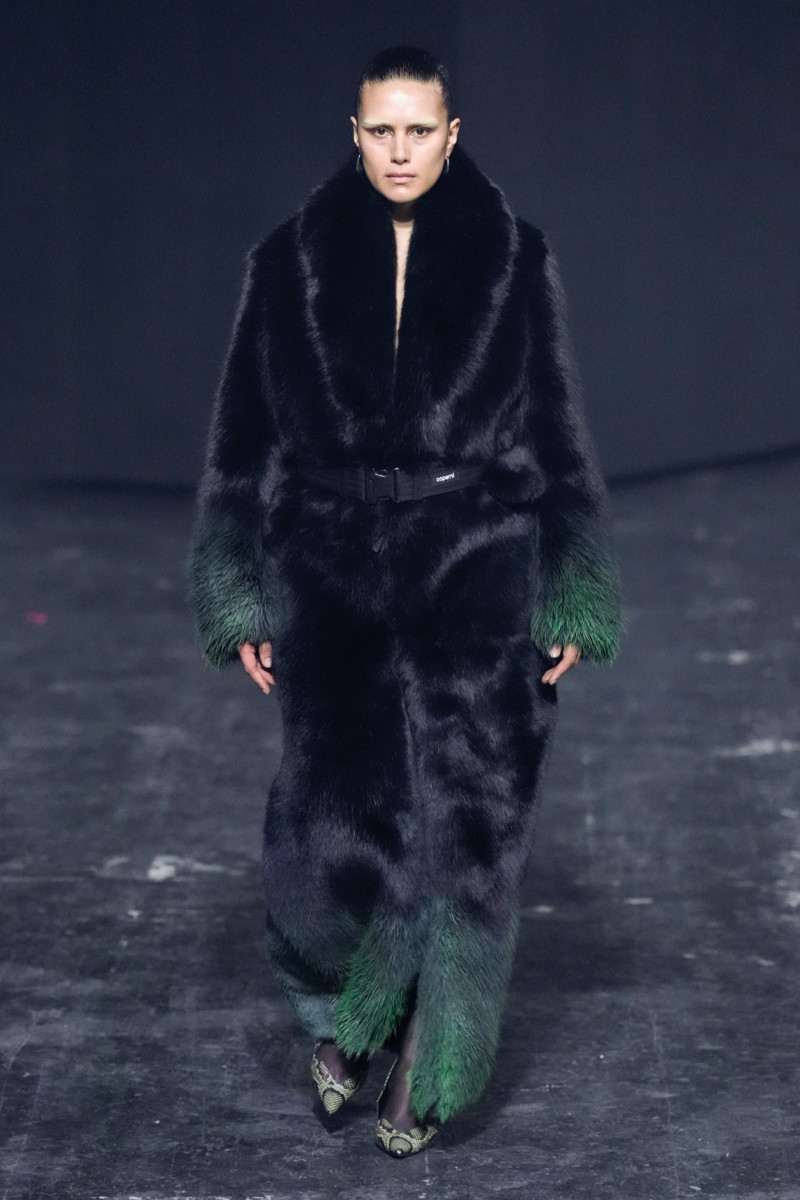 Coperni's '99% Air' Bag Is the Star of Its Fall 2024 Collection ...