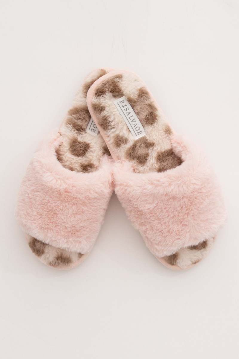 23 Cute Slippers to Maximize Coziness at Home - Fashionista