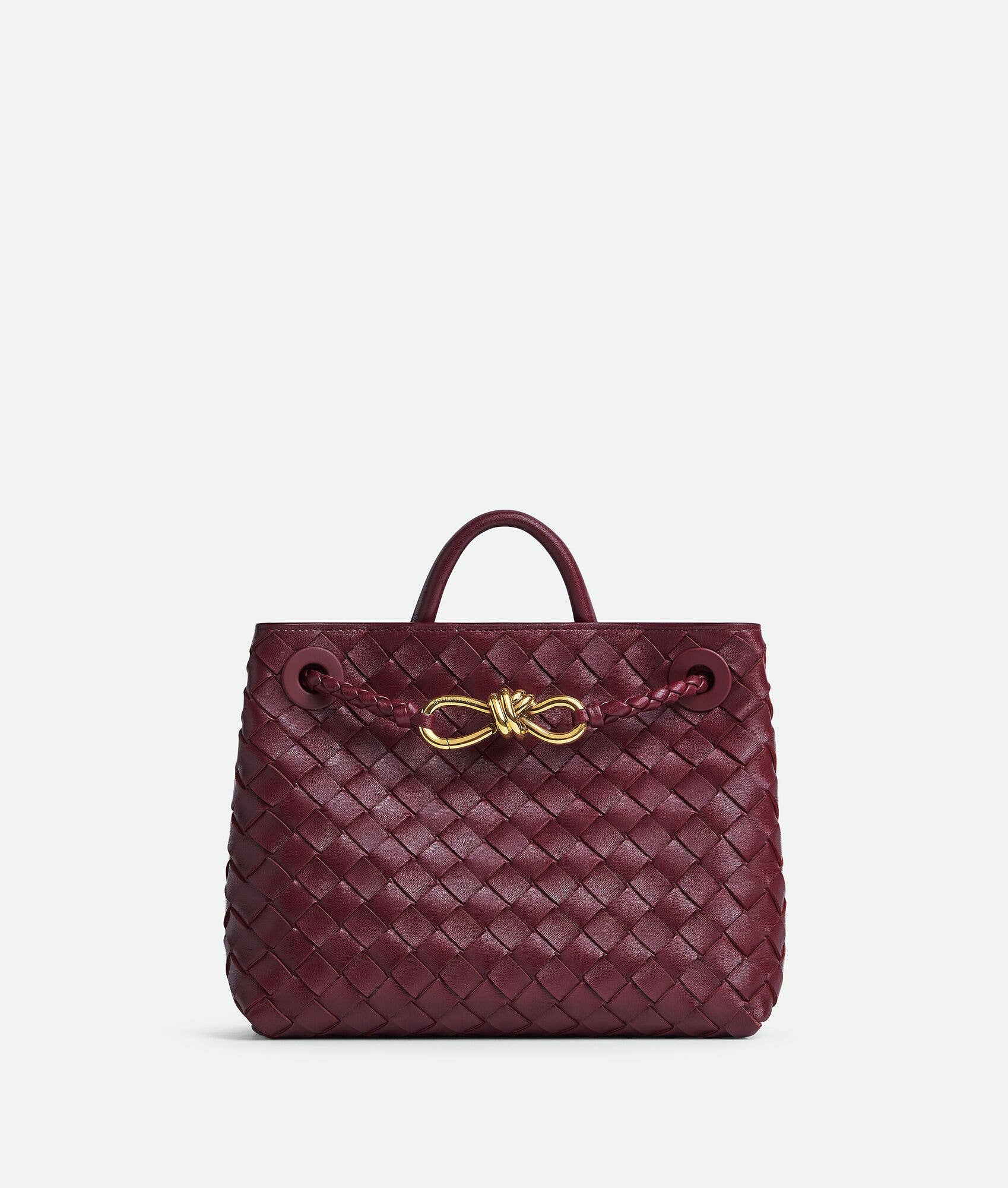 28 Chic Woven Leather Handbags for Every Budget - Fashionista