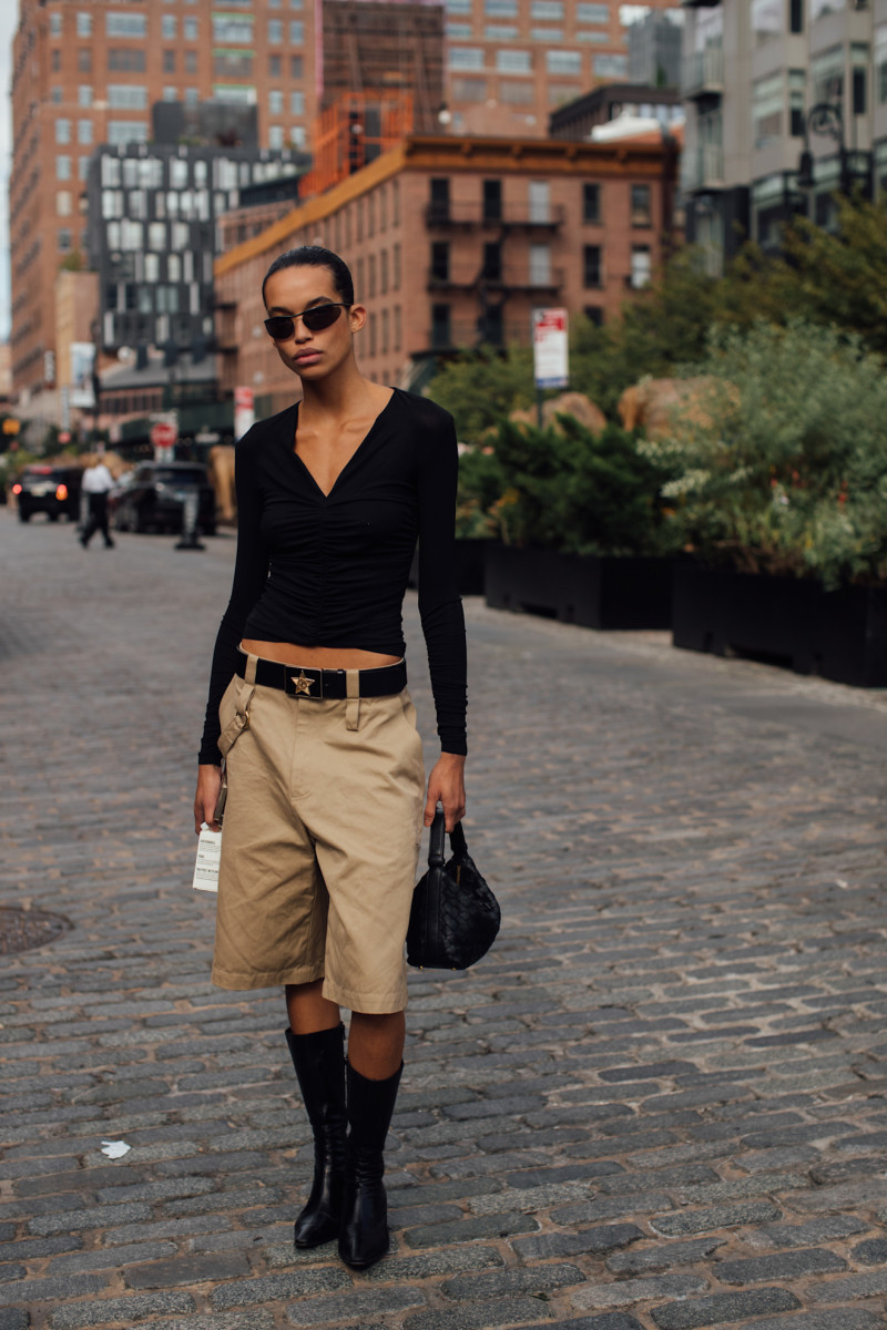Adam Sandler-Worthy Baggy Shorts Are Trending in NYFW Street Style ...