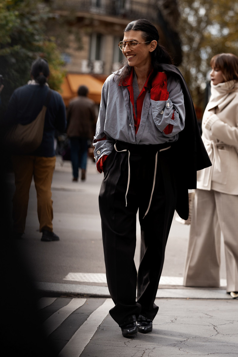 Paris Fashion Week Street Style Was All About Punchy Pops of Red ...