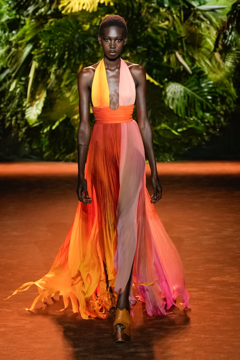 Roberto Cavalli's Spring 2024 Collection Evokes a '70s Disco Jungle ...
