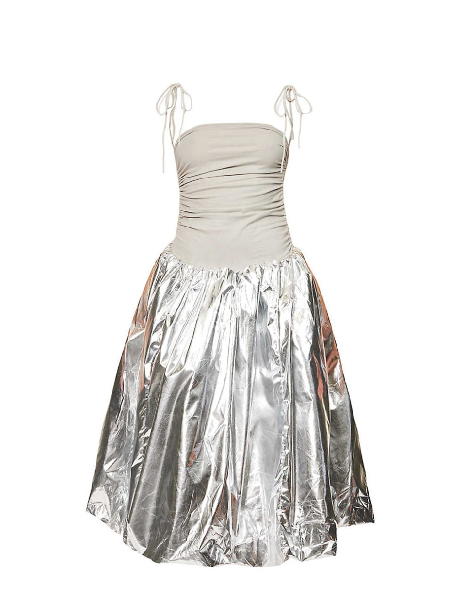 Great Outfits in Fashion History: Uma Thurman's Chanel Ball Gown at the ...
