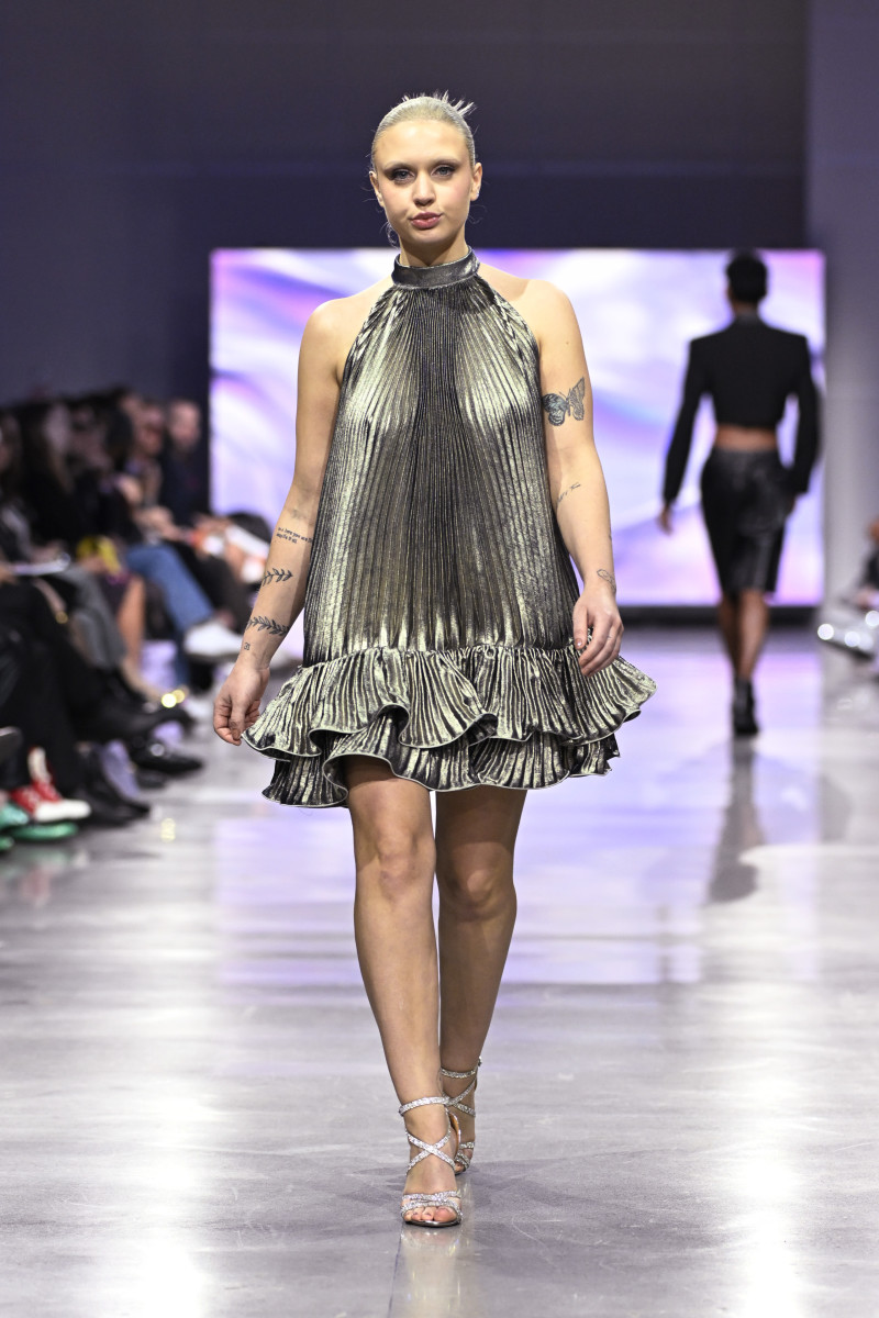 Timeless Trends Inspired LIM College's 80th Annual Fashion Show ...