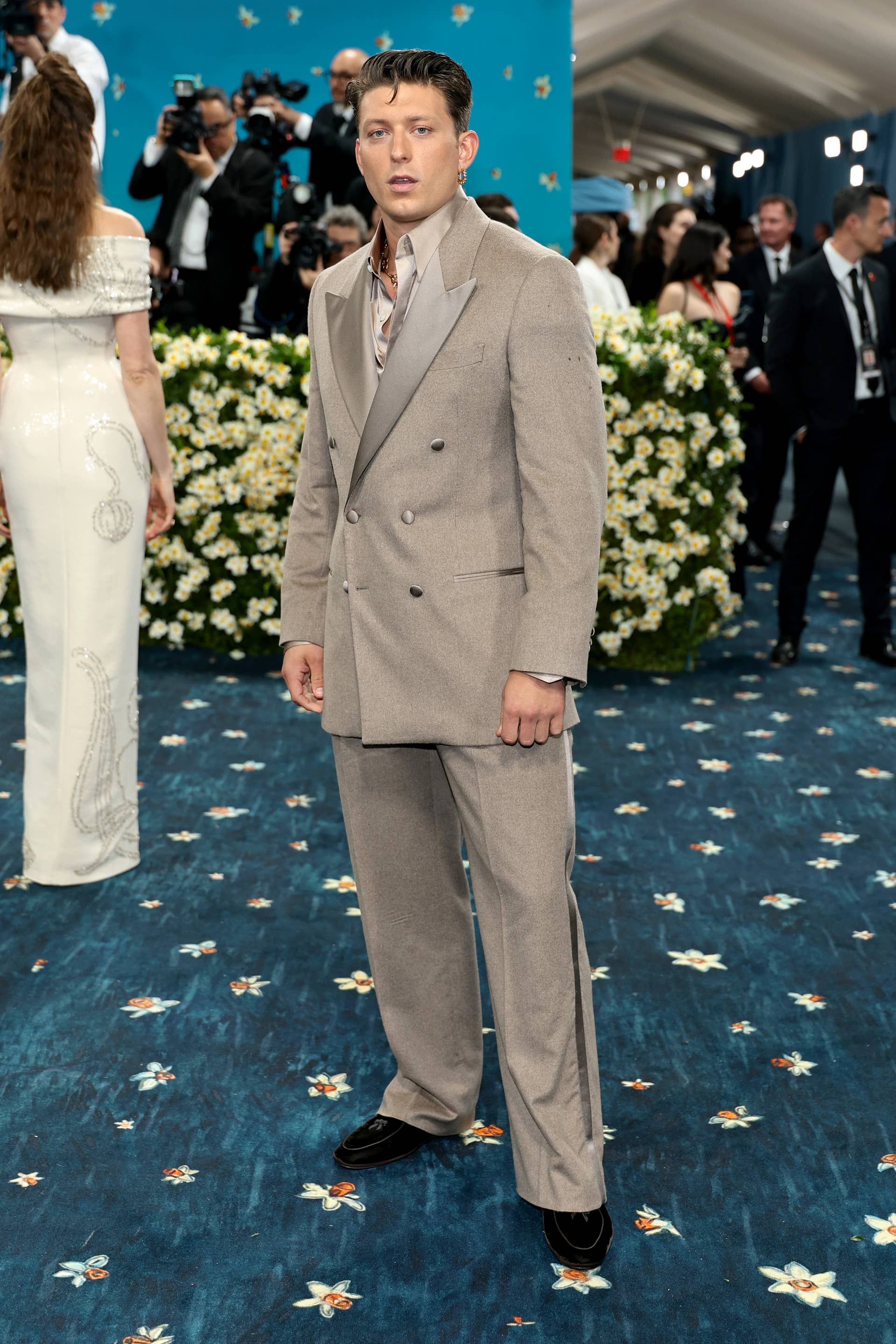 See Every Look from the 2025 Met Gala Red Carpet - Fashionista