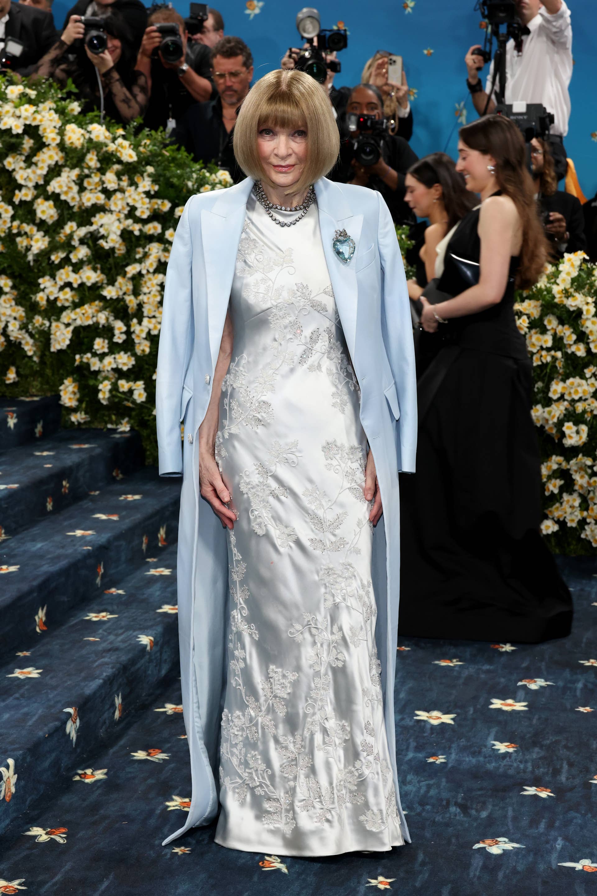 See Every Look from the 2025 Met Gala Red Carpet - Fashionista