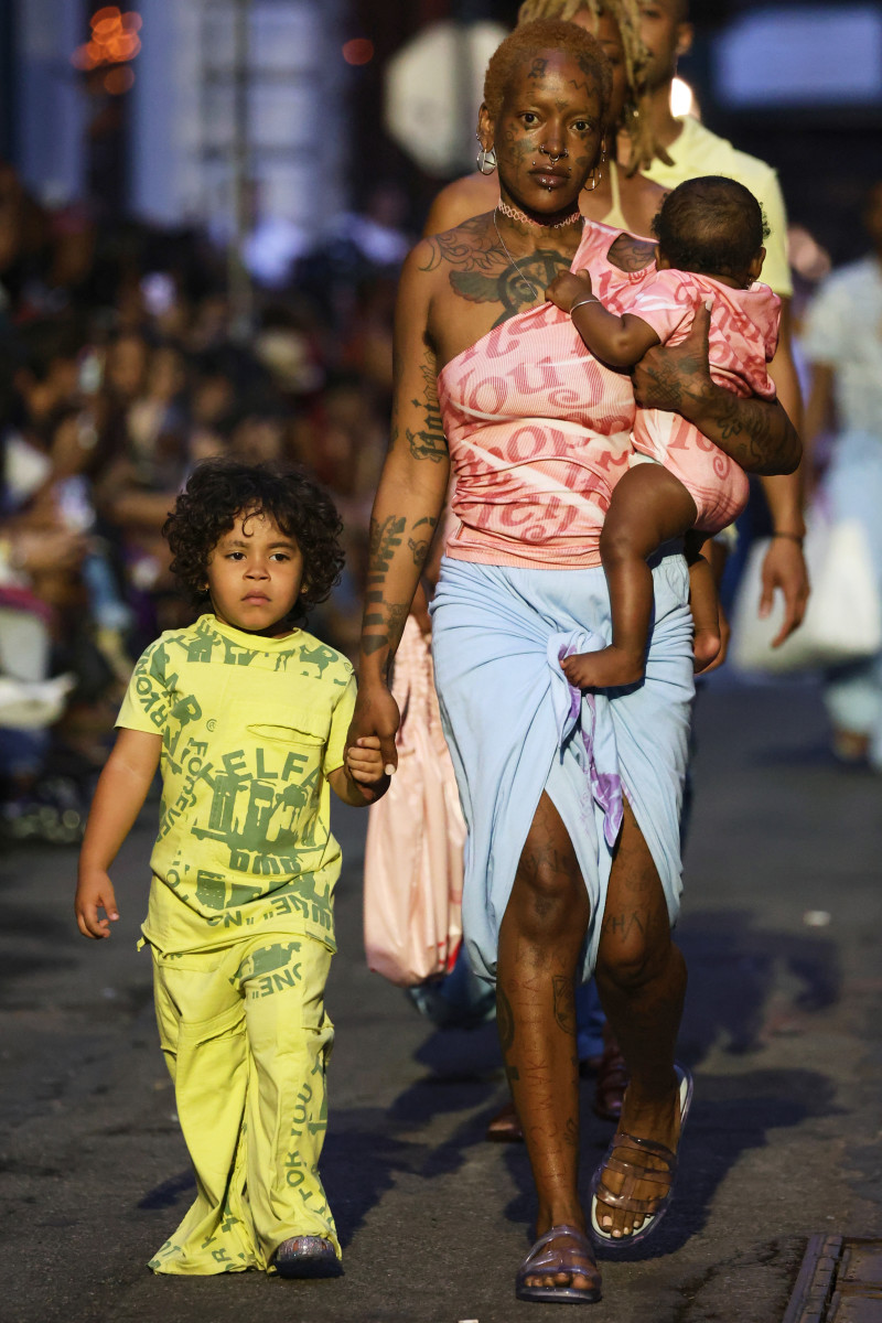 Telfar's 20th Anniversary Show was a Love Letter to Community - Fashionista