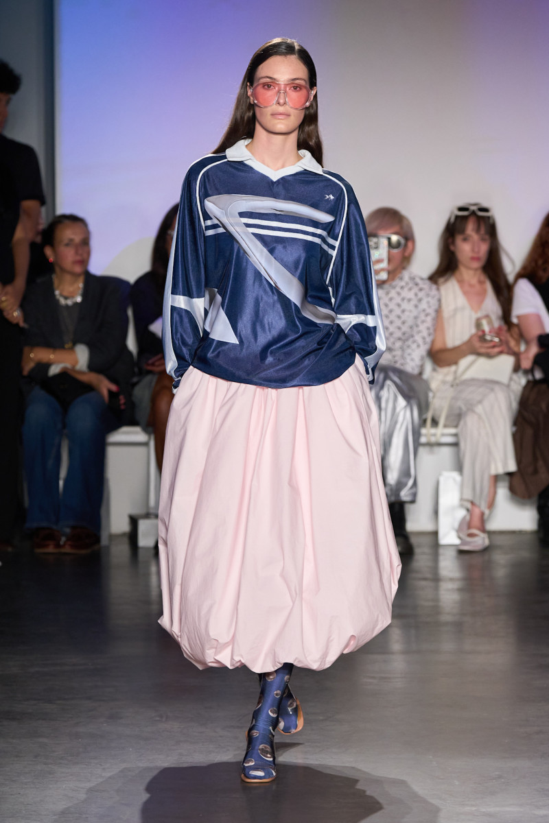 Kate Barton Plays With Print, Color and Athleticism for Her NYFW Return ...