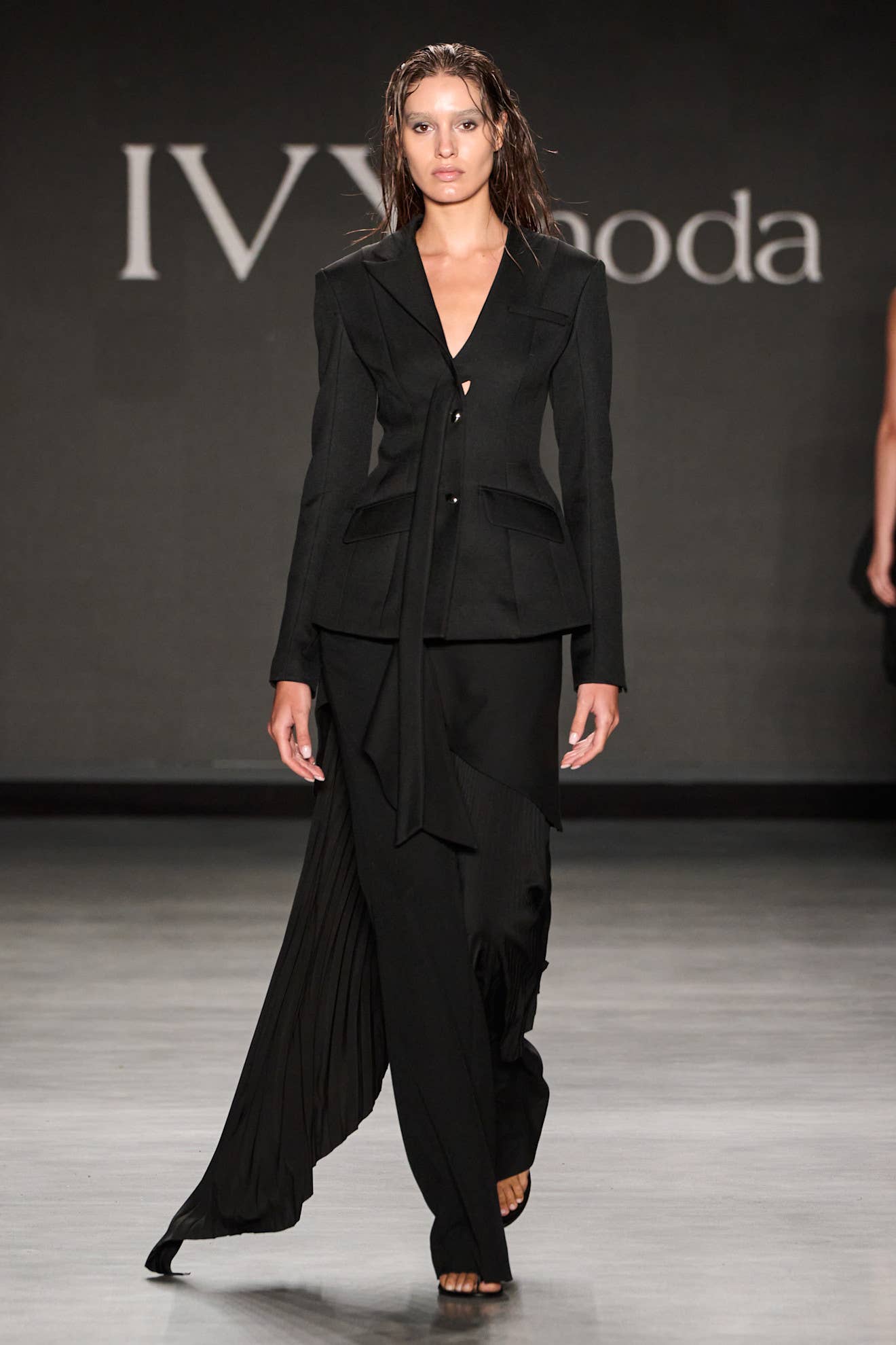 A Gen-Z Creative Director Takes the Reins at Ivy Moda Spring 2026 ...