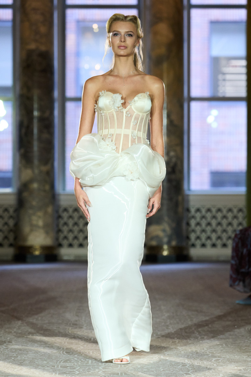 Greek Goddesses Came to Life at Andrew Kwon Spring 2026 - Fashionista