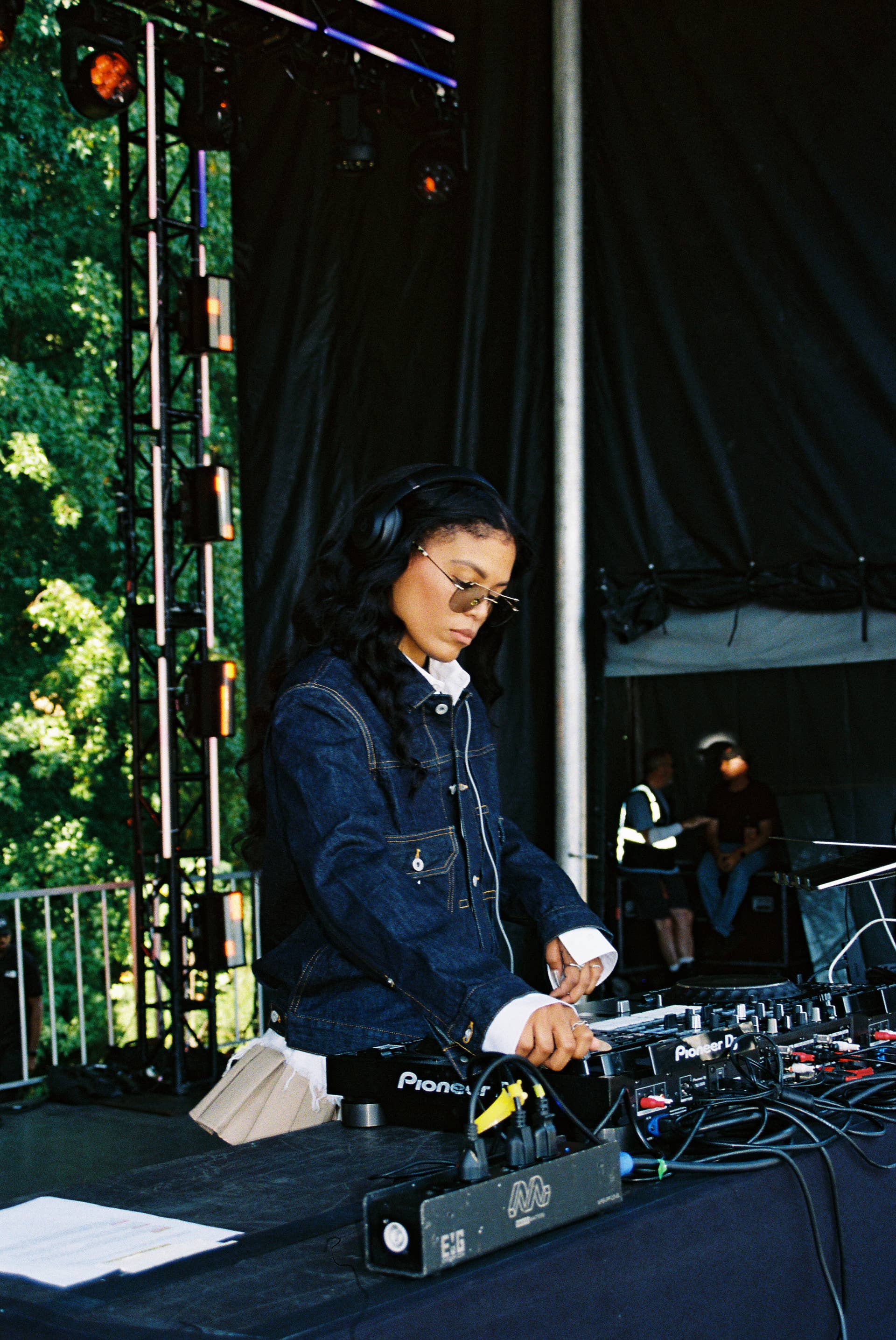 How I Shop: Domo Wells - Fashionista