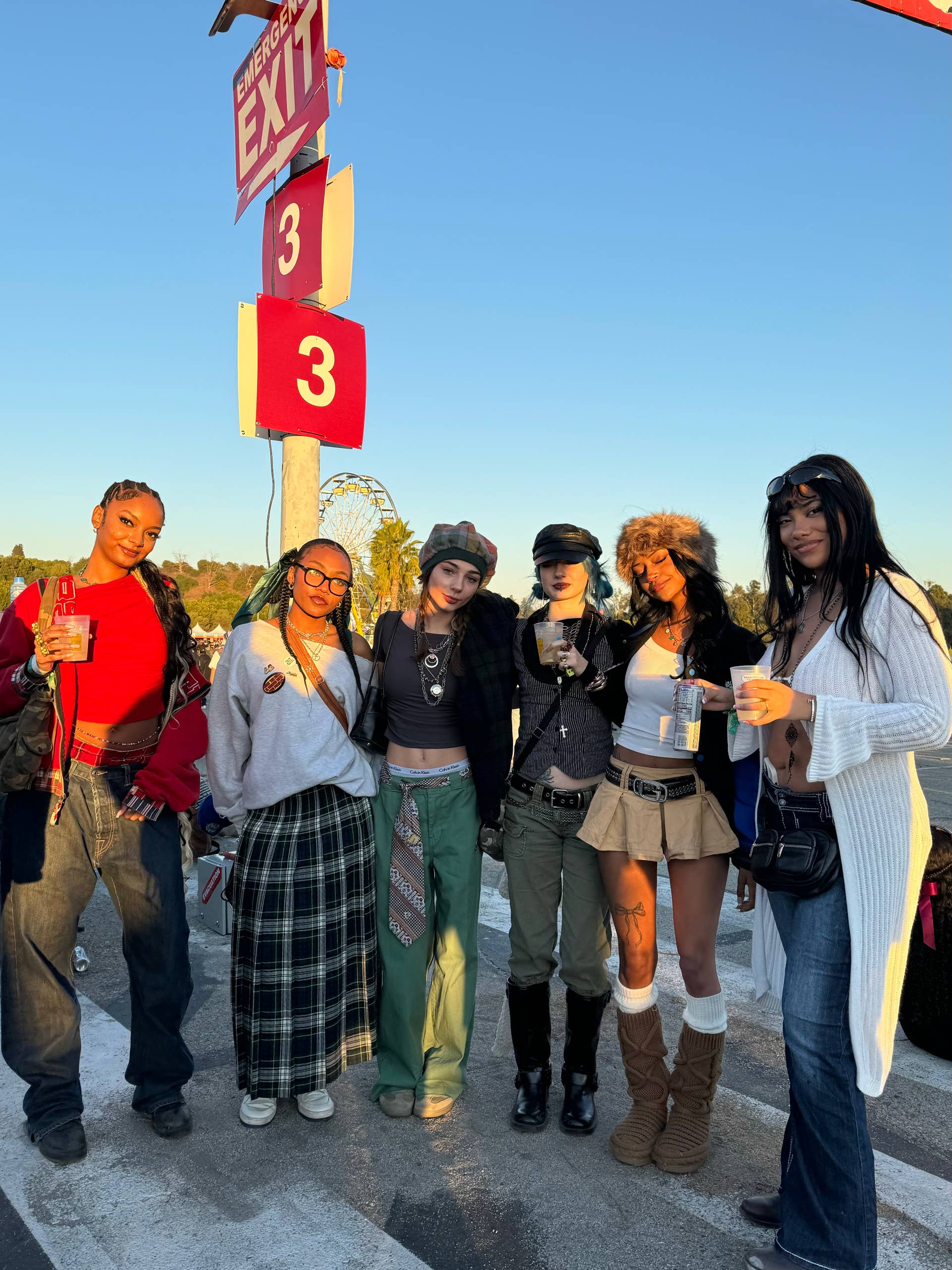 Plaid Maxi Skirts, Chuck Taylors and Lots of Layering Took Over Street ...