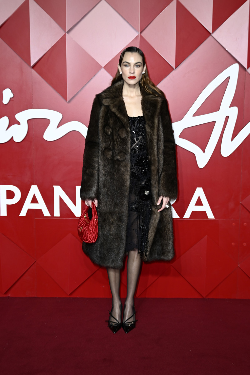 The Best Looks From the 2024 Fashion Awards Red Carpet - Fashionista