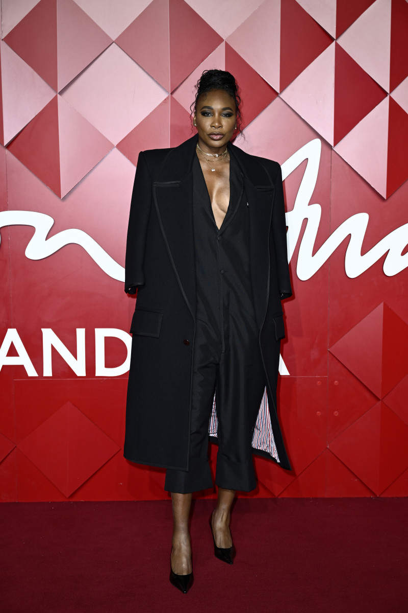 The Best Looks From the 2024 Fashion Awards Red Carpet - Fashionista