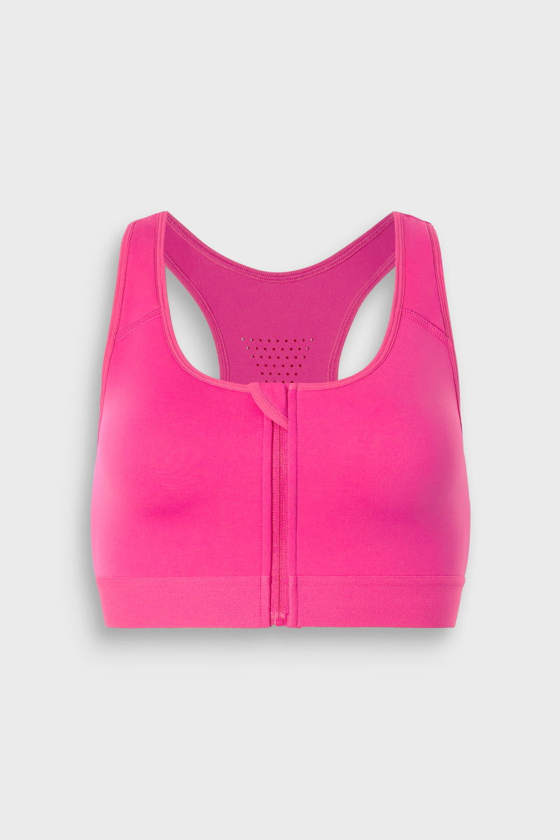 Fabletics Collaborates with Becky G on a Trendy Capsule Collection ...