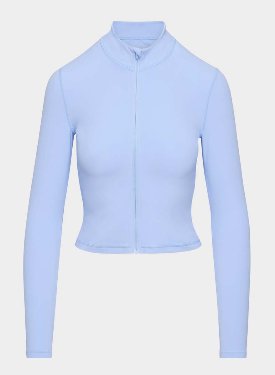 Athletic Zip-Ups Are Trending, Thanks to the TikTok-Viral 'BBL Jacket ...