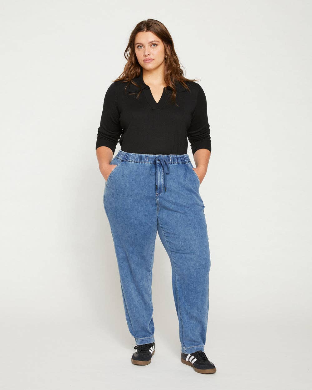 Drawstring Jeans Are Everywhere: Shop 2025's Comfiest Denim Trend ...