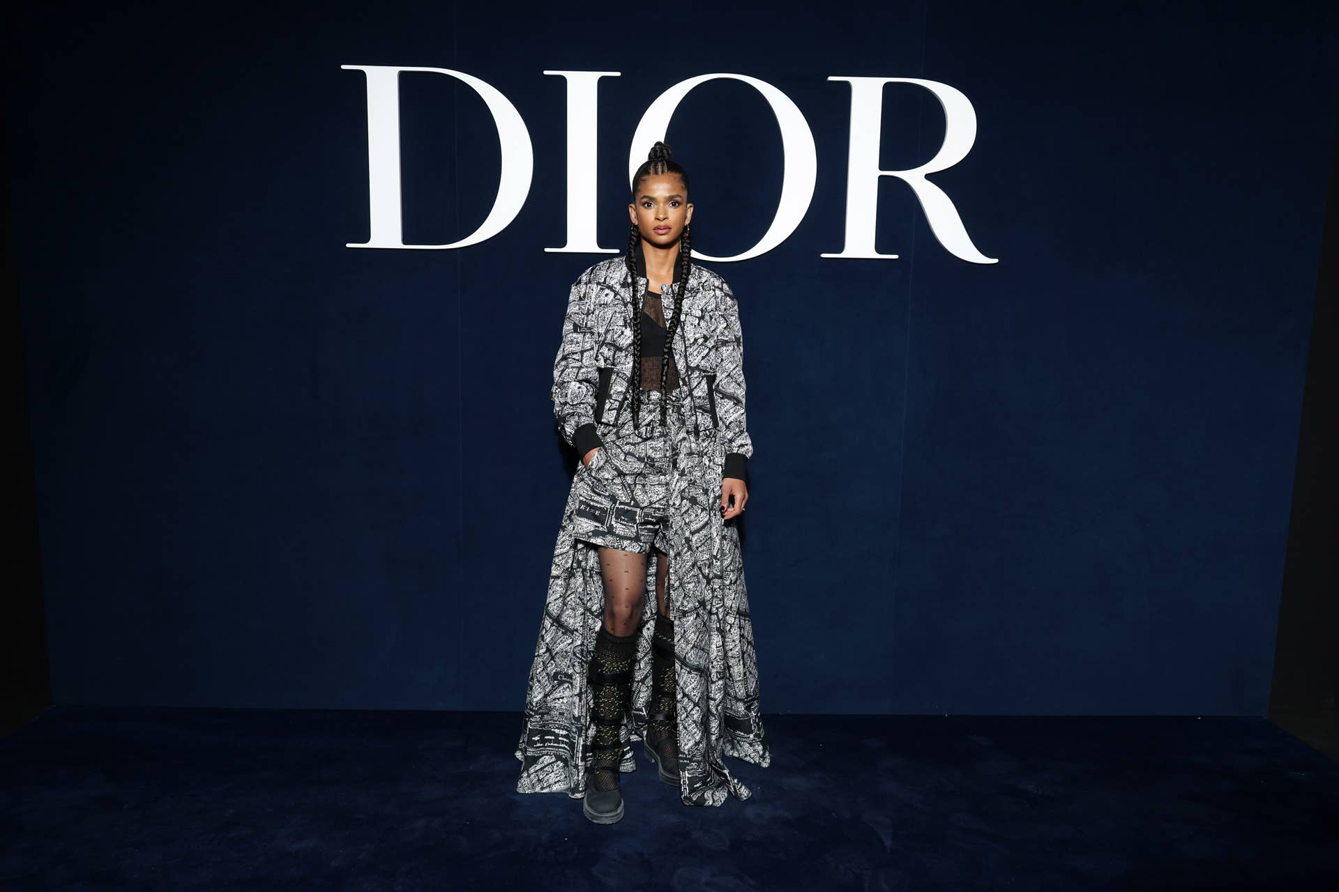 Blackpink's Jisoo, Charlize Theron and More Best Dressed Celebrities at ...