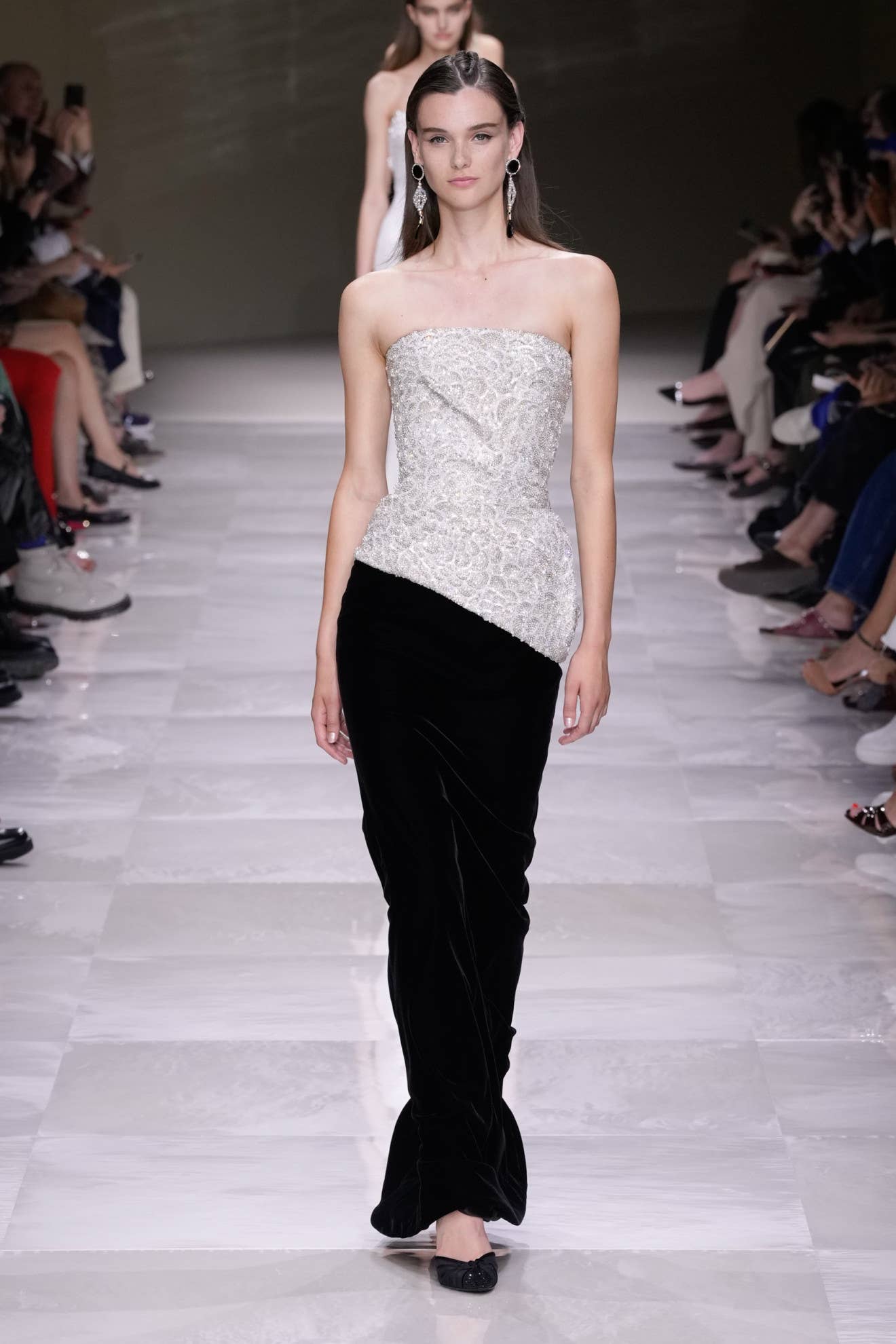 Giorgio Armani Privé Fall 2024 Haute Couture Collection - Fashionista