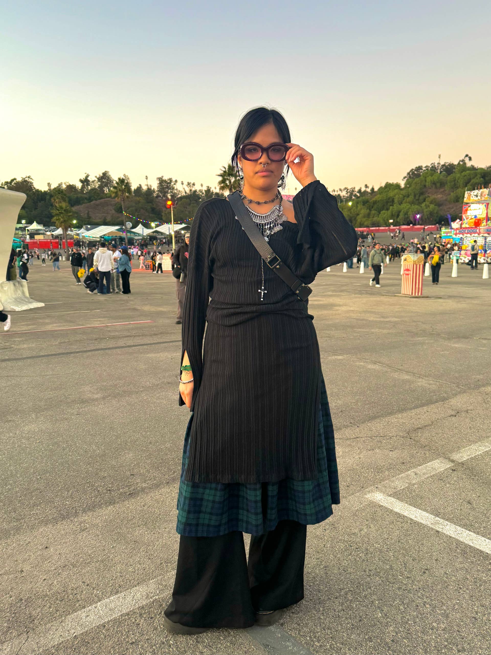 Plaid Maxi Skirts, Chuck Taylors and Lots of Layering Took Over Street ...